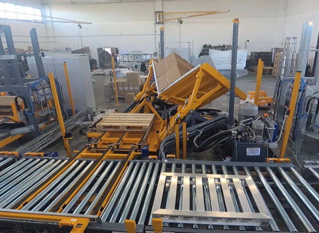 Pallet Changer for warehouse - CUSTOMIZED WRAPPING SOLUTIONS