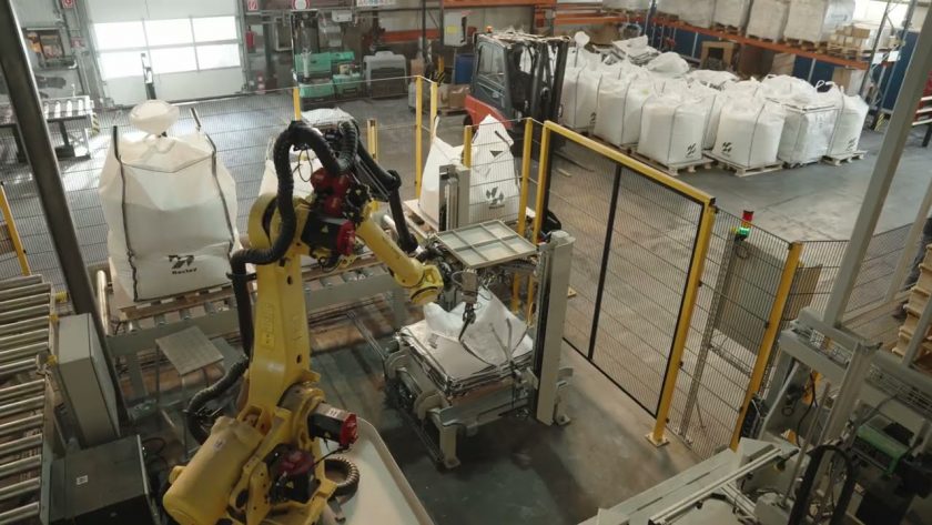 Automatic Big Bag Filling Station - CUSTOMIZED WRAPPING SOLUTIONS